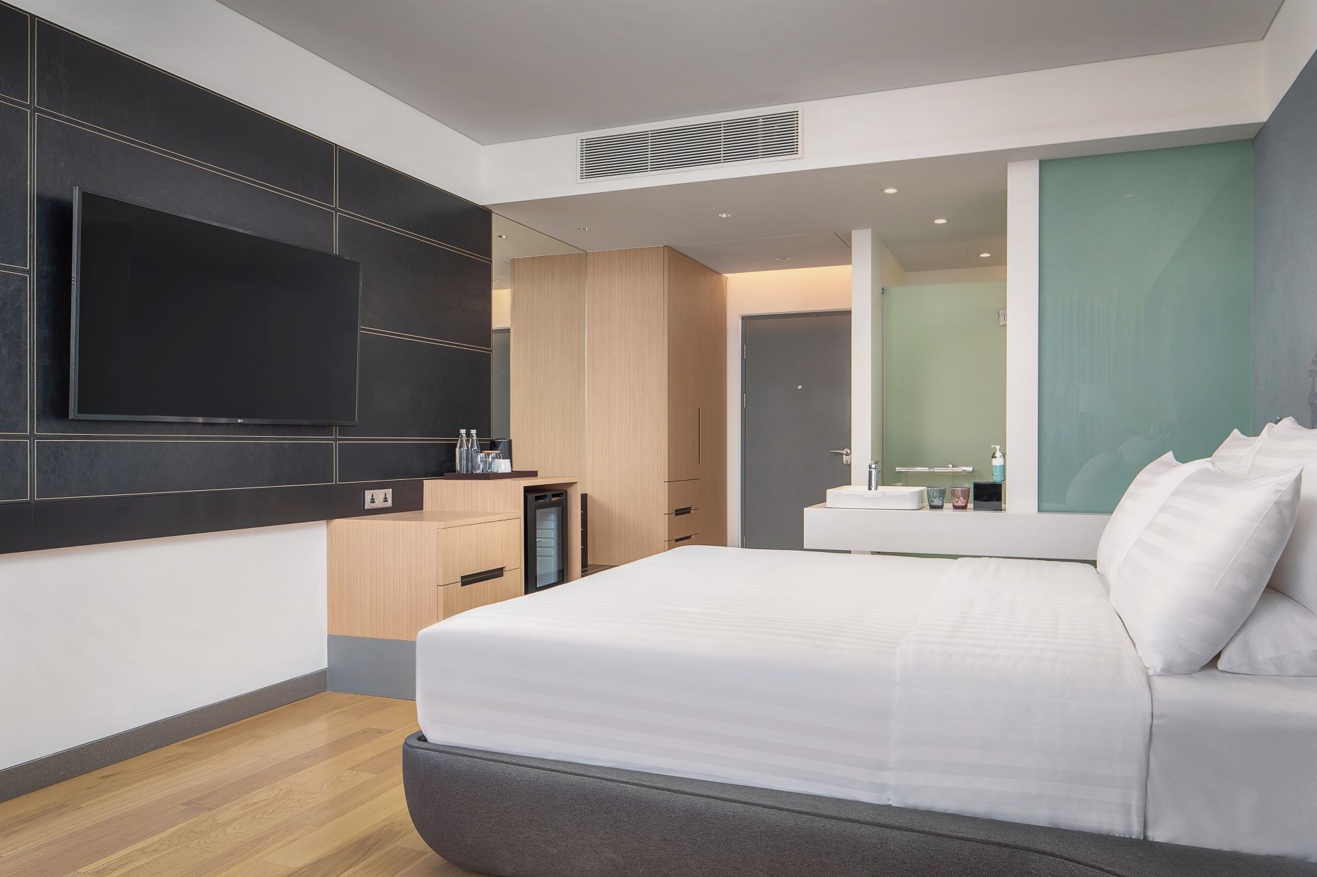 Superior Room Twin - Novotel Phnom Penh BKK1